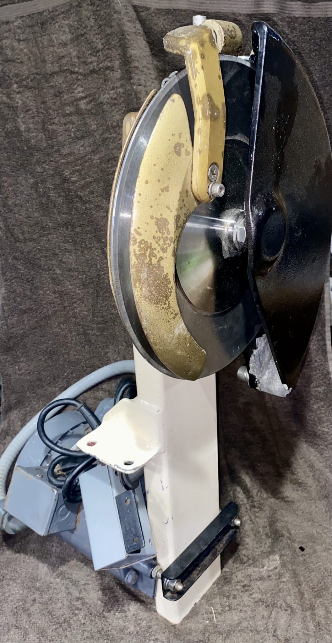 Used Eager Beaver Flesher - FleshingMachines.com